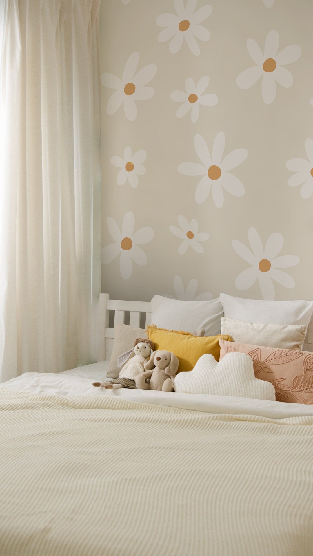 Simple Daisy Wallpaper. – Timberlea Interiors