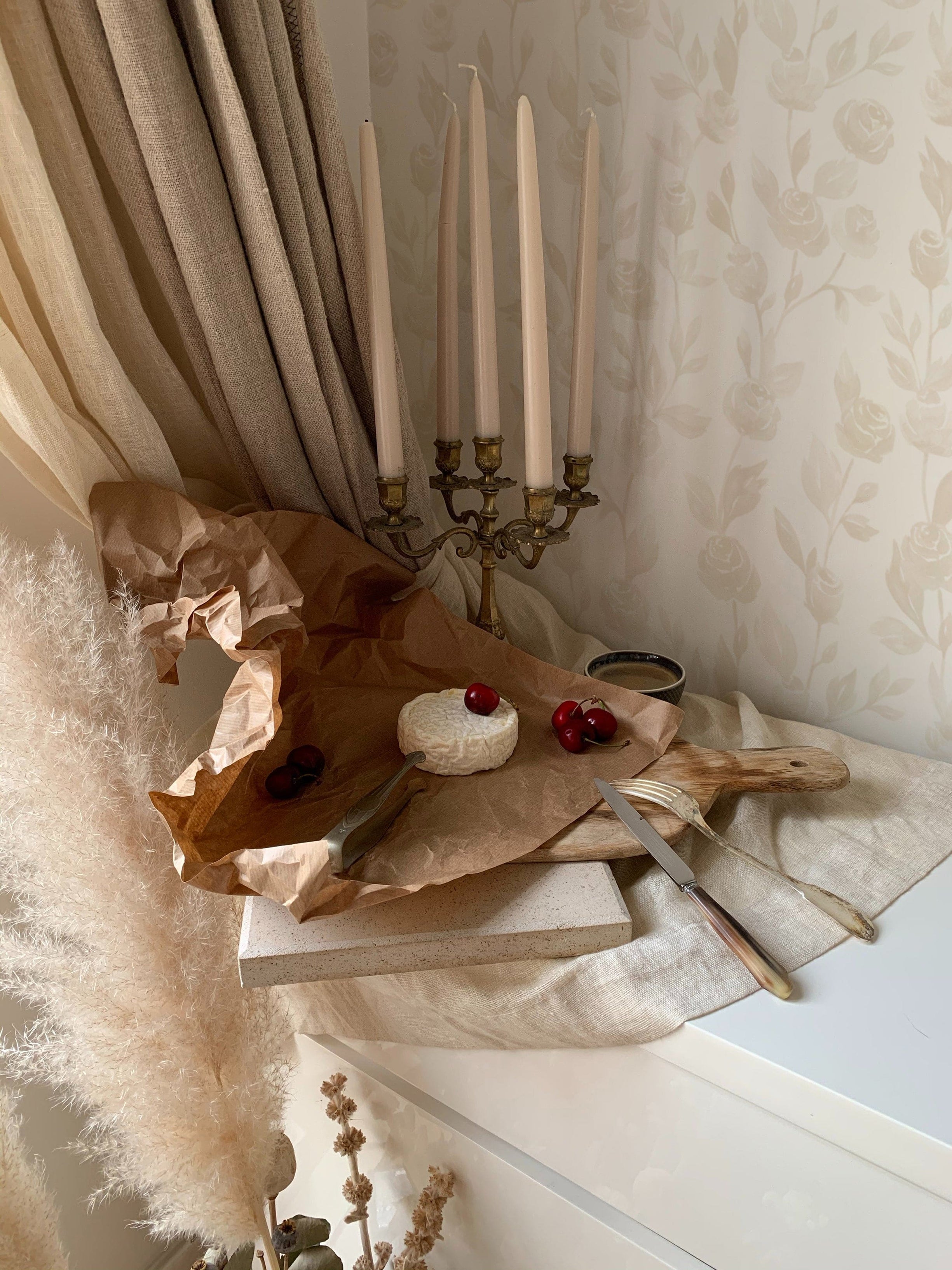 Timberlea Wallpaper.Peel and Stick Wallpaper. Charming Floral Wallpaper ...